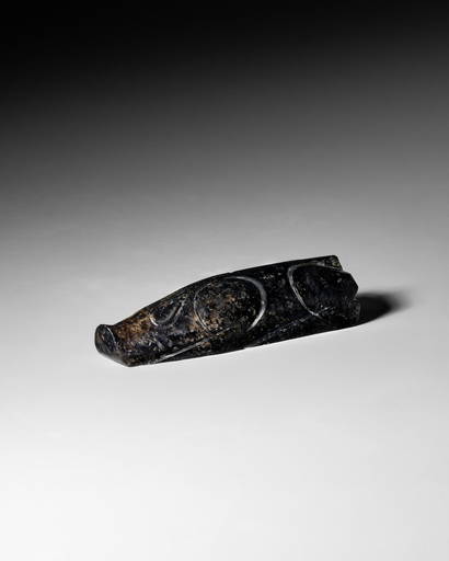 AN ARCHAIC BLACK JADE CARVING OF A PIG Han Dynasty (#0027) on Mar 20 ...