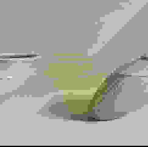 David Leach Pot Auction