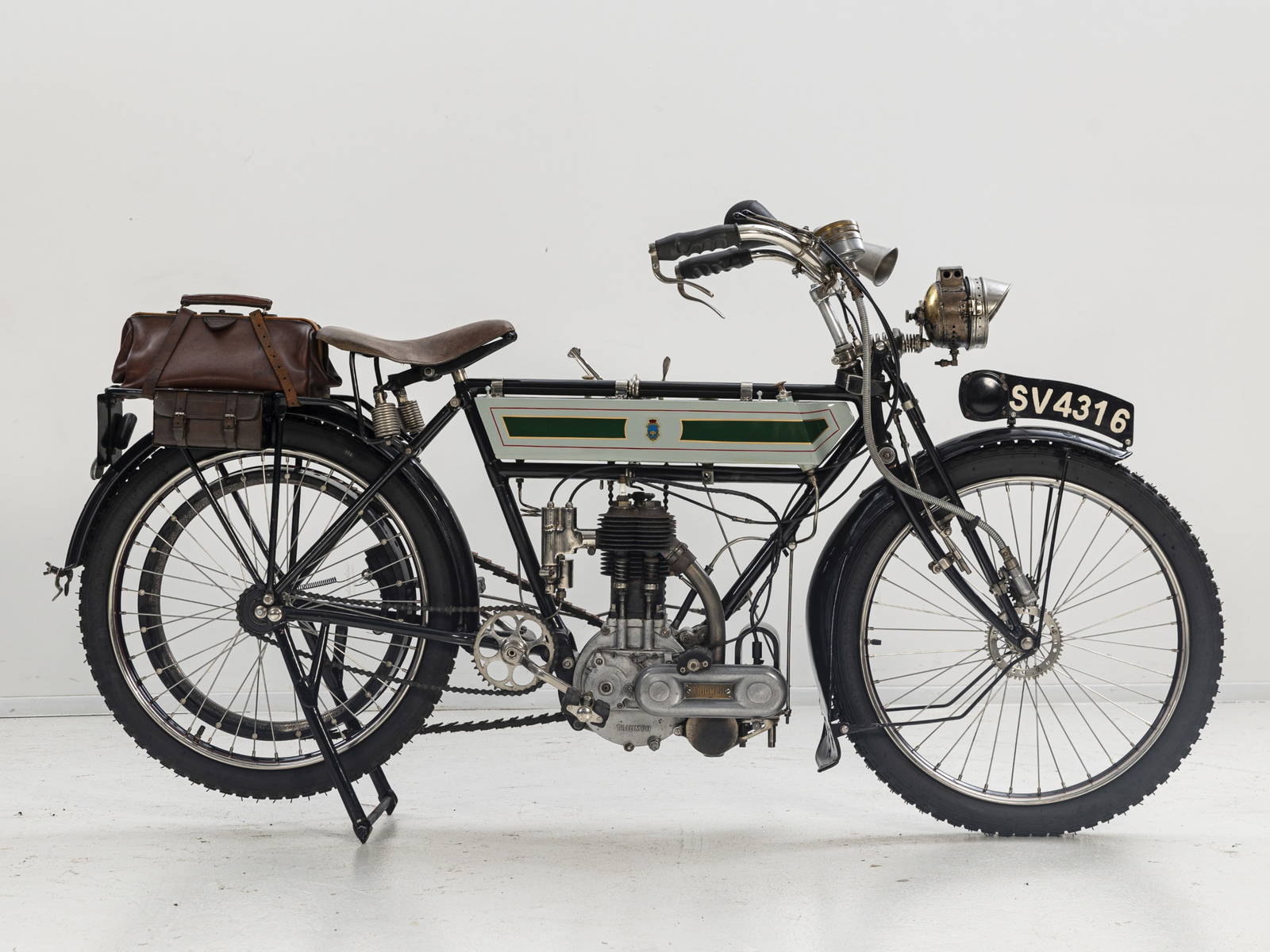 1910 Triumph 3½hp Frame No. 152324 Engine No. 8564 4 2 Auction