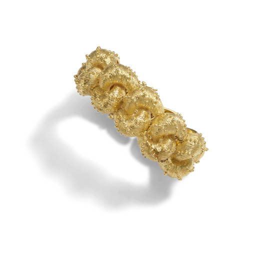 Wander France: An 18k Gold Bracelet