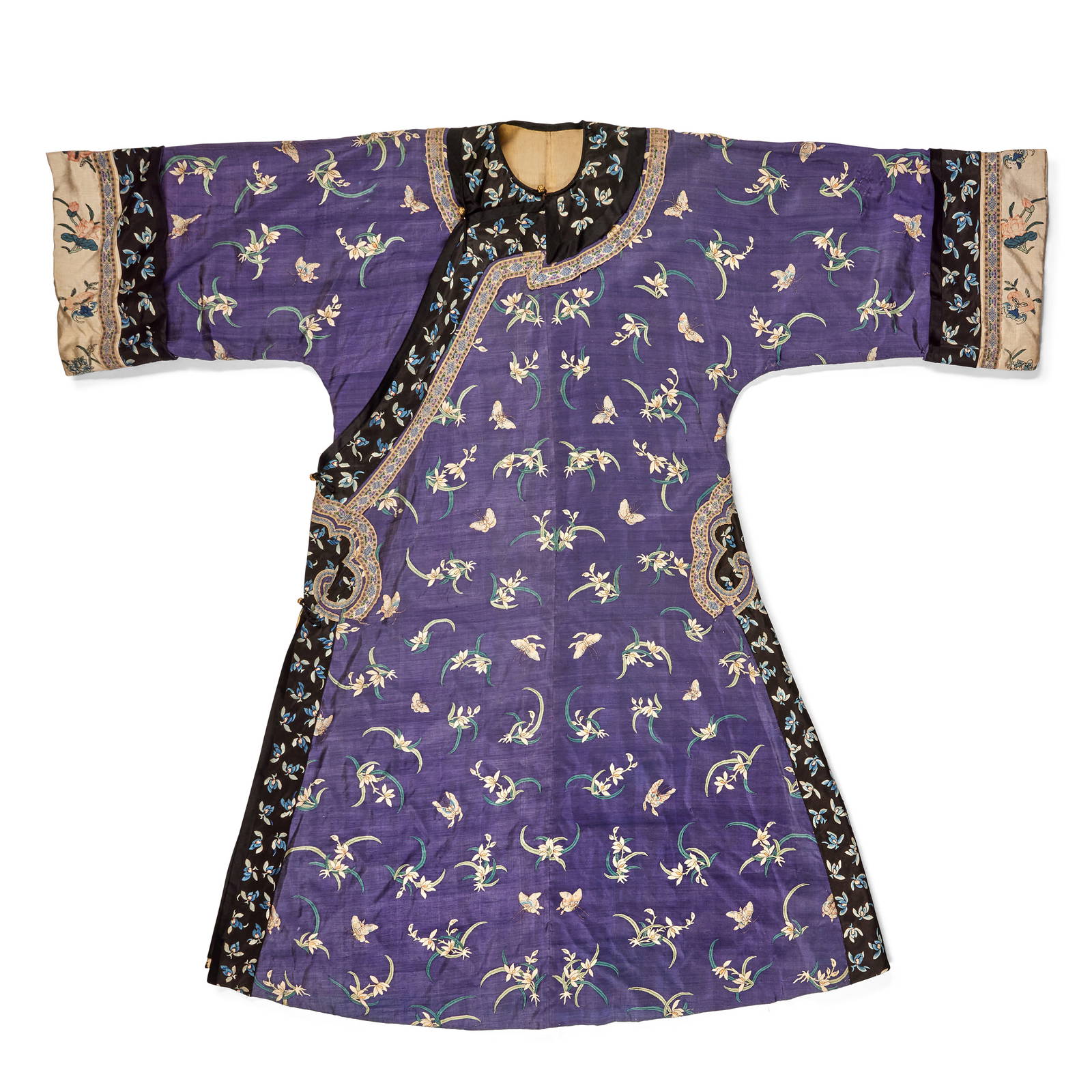 A Lilac-ground Kesi Lady's Robe Late 19th Century - May 13, 2025 ...