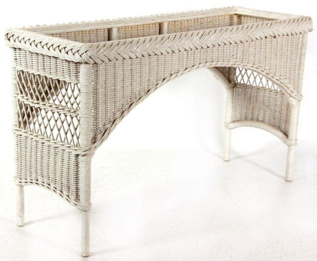 Wicker Sofa Table - Aug 25, 2012 | Fontaine's Auction Gallery in MA