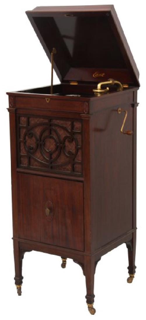 Edison Floor Model C200 Cabinet Phonograph - Mar 25, 2017 | Fontaine's ...