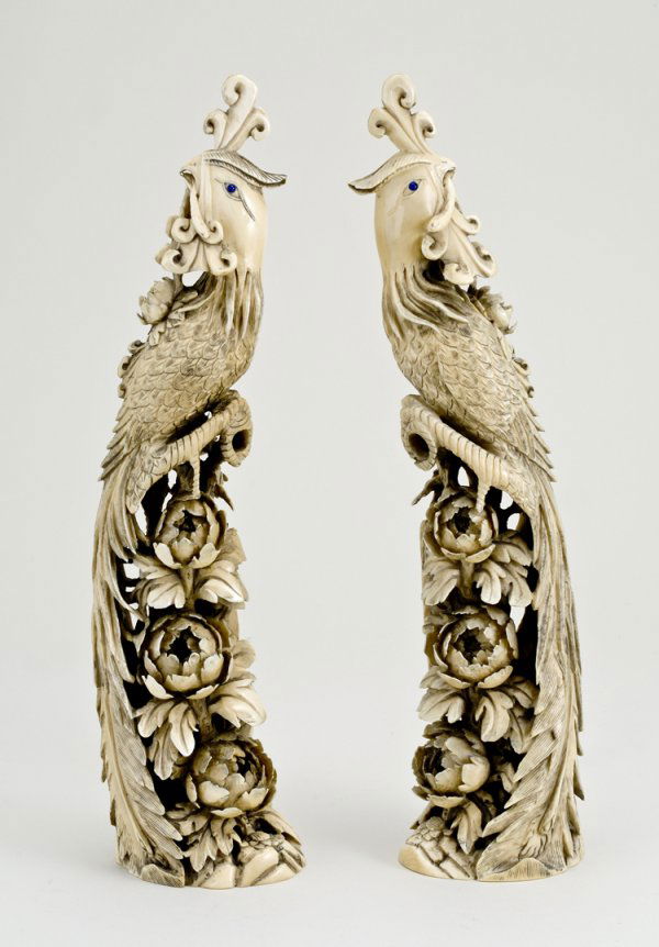 594: Vintage Carved Ivory Birds