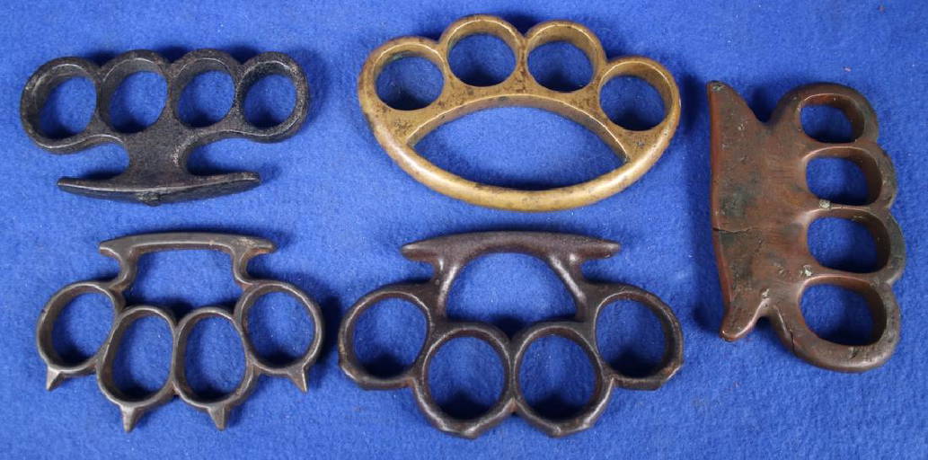 4 Metal & 1 Brass Knuckle Dusters