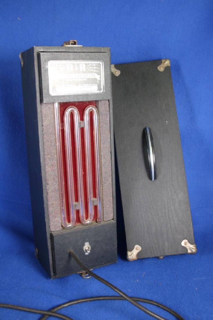 R & R Ray And Radiation Instrument