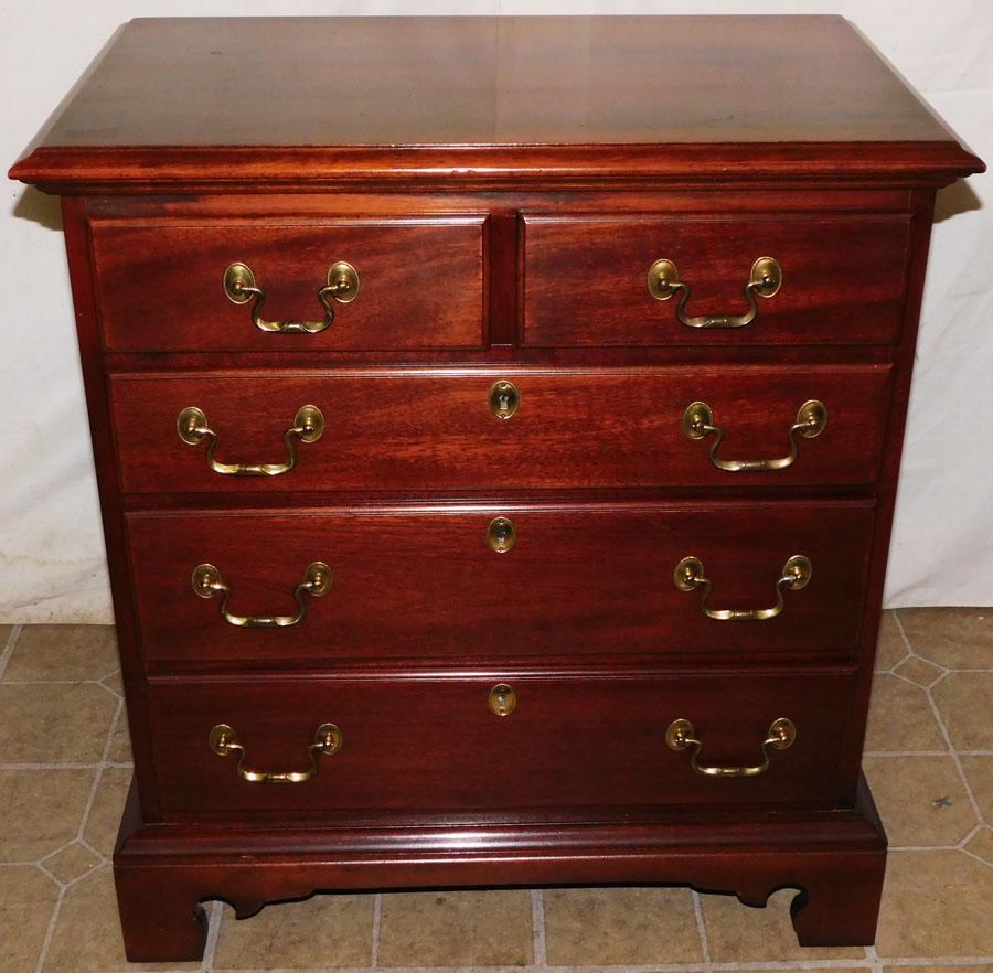 Mahogany 2/3 Chest By Link Taylor