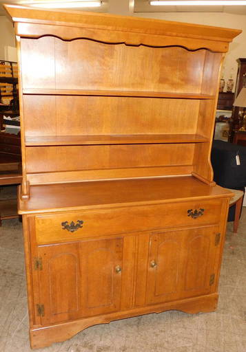 2 Piece Maple Hutch (#0360) on Sep 28, 2022 | Langston Auction Gallery ...