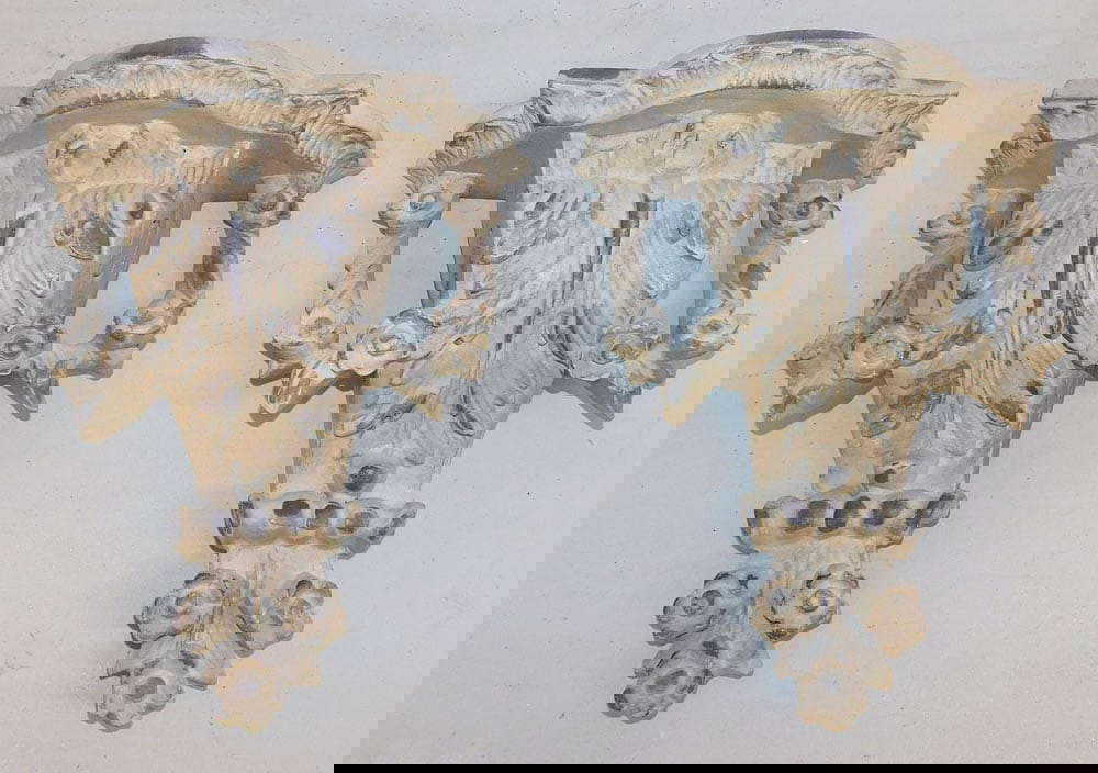 Pair Resin Wall Brackets Auction