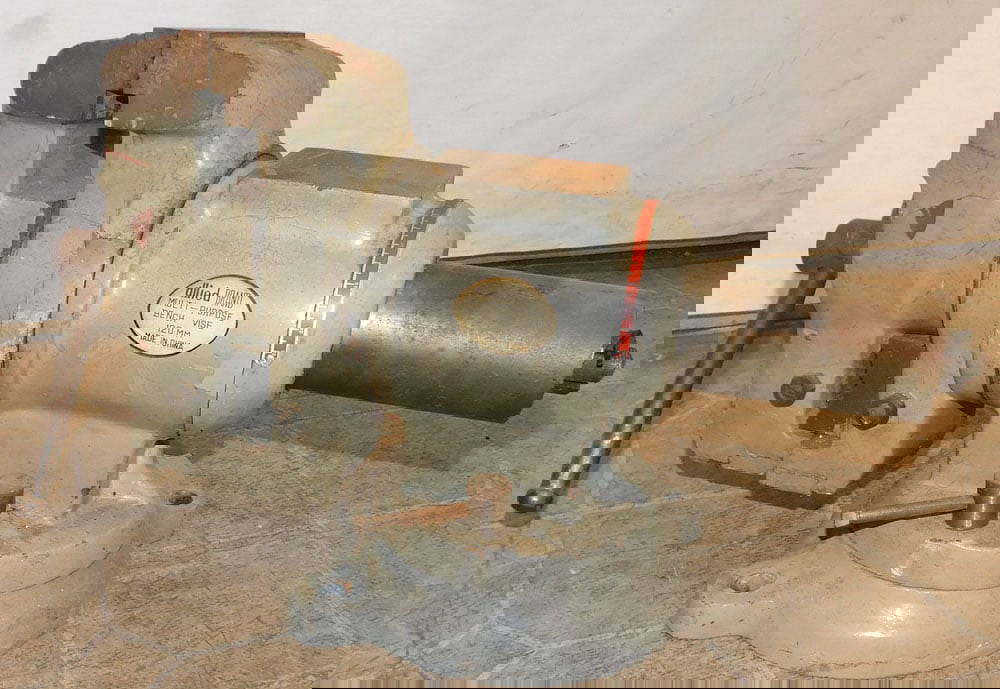 Painted Cast Iron Vise Auction