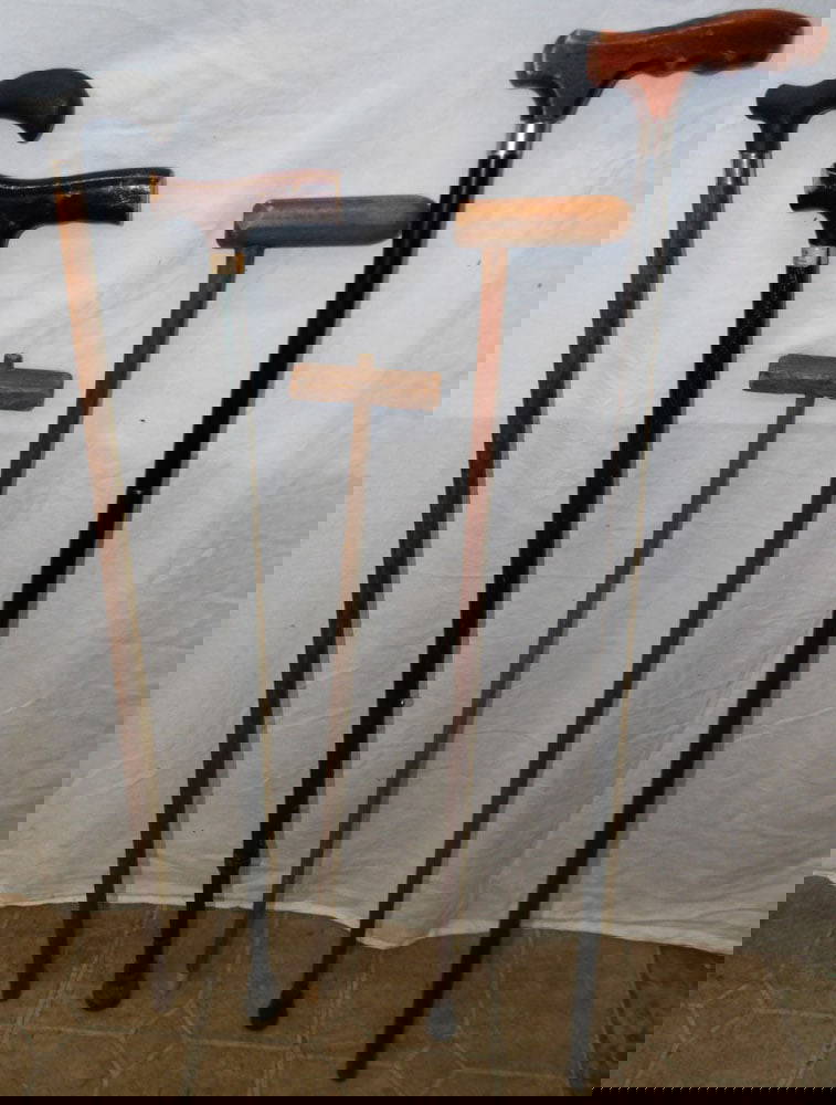 5 Vintage Wood And Metal Walking Sticks Auction