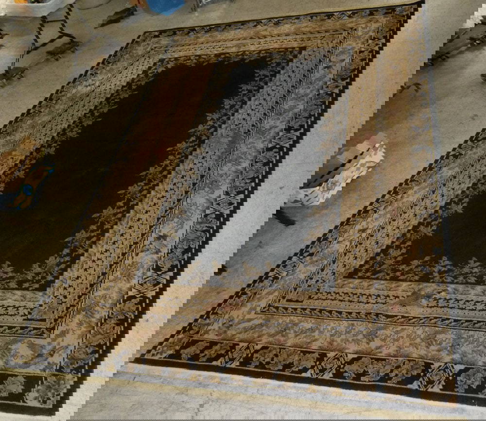 9' 3" X 13' 2" Machine Made Rug With Pheasant Motif Auction