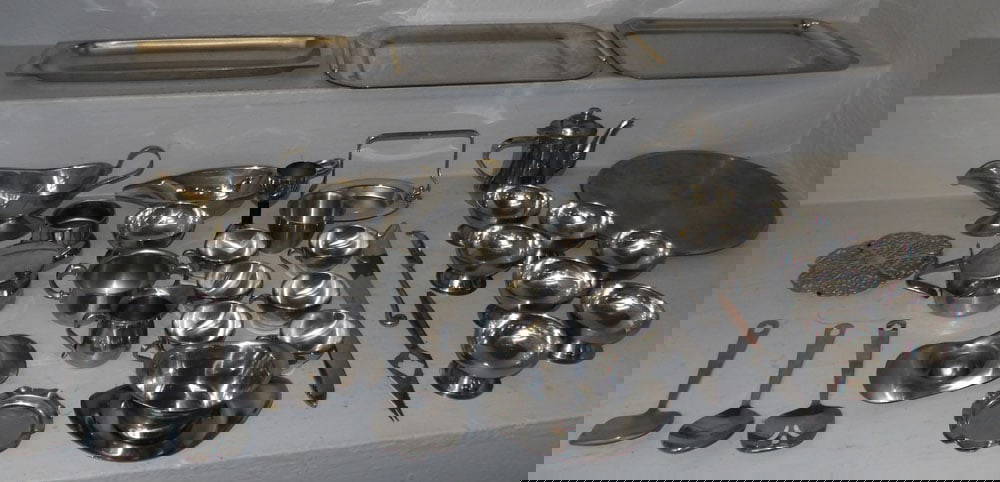 Lot Of Stainless Steel Kitchen Items Auction