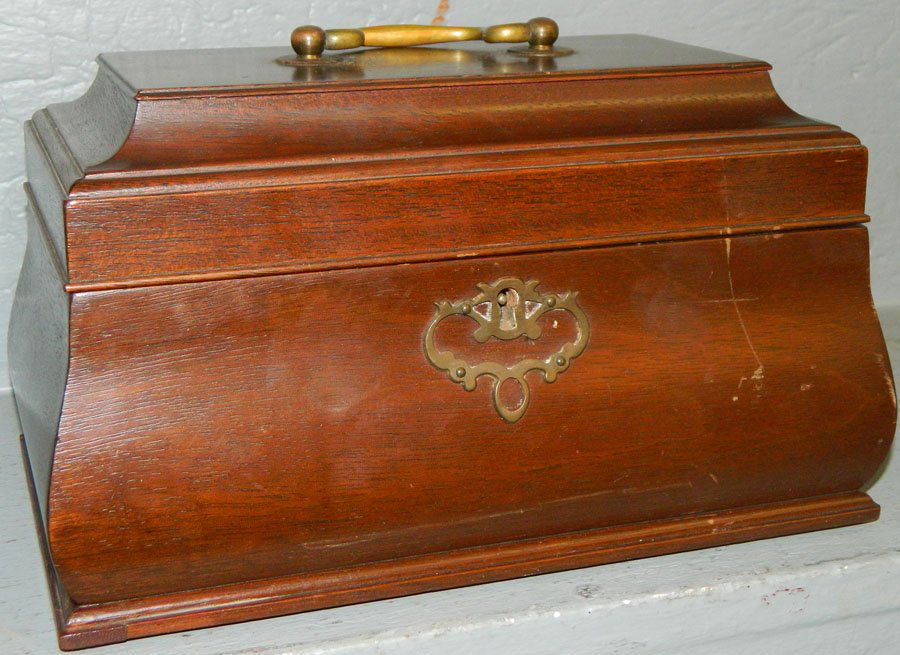 Signed Colonial Williamsburg tea caddy.