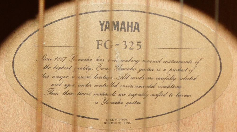 Yamaha Guitar In Case Auction