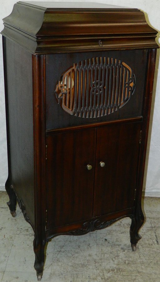 Brunswick Model 210 In Mahogany.