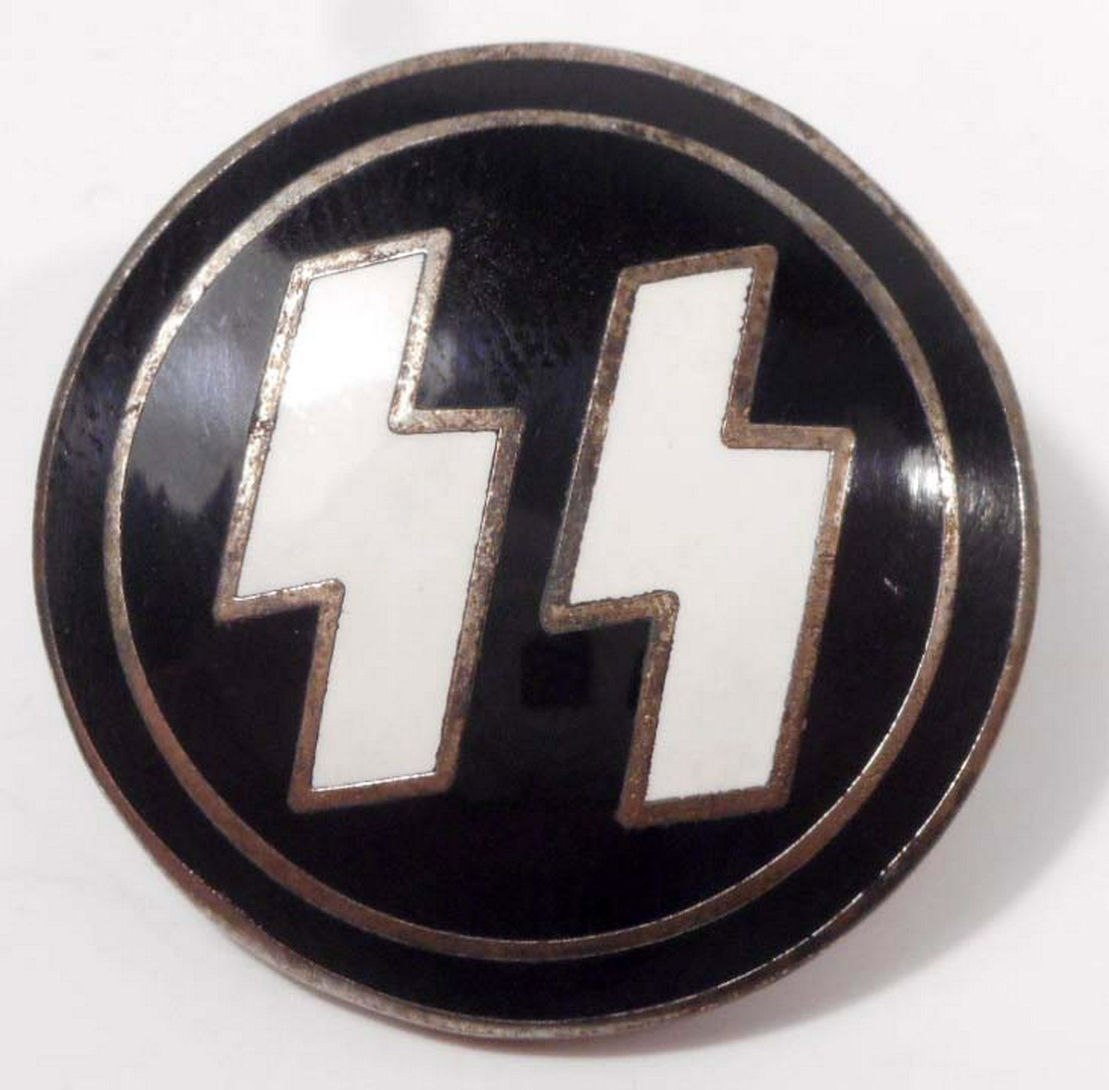 GERMAN NAZI WAFFEN SS PARTY BADGE - Aug 25, 2019 | Pioneer Auction ...