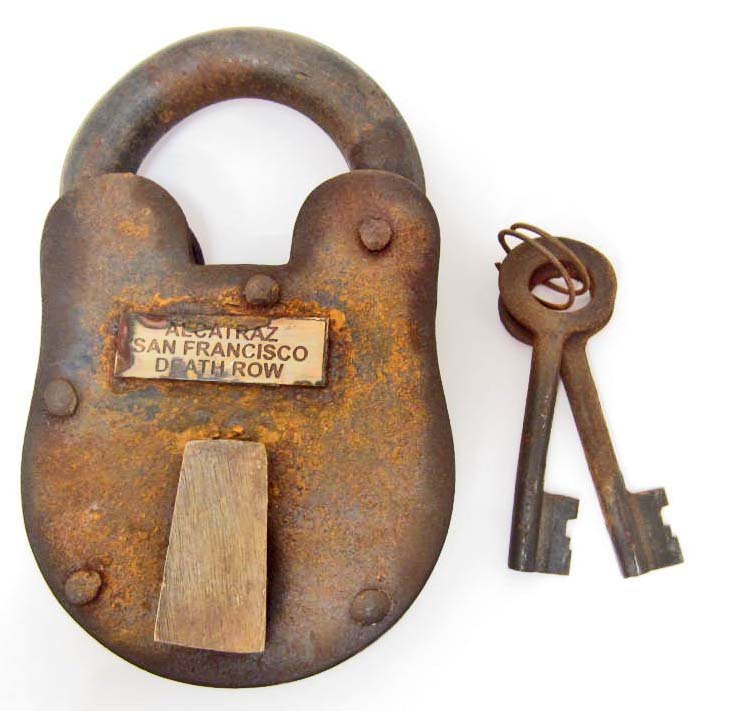 Cast Iron Padlock W/ Alcatraz Death Row Tag & Keys