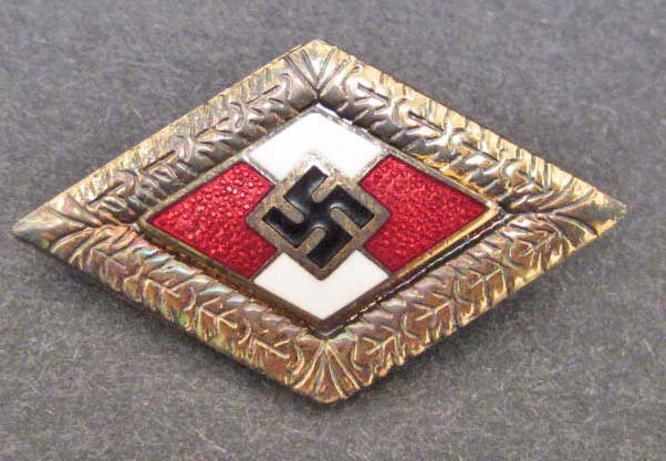 GERMAN NAZI HITLER YOUTH GOLDEN HONOR BADGE