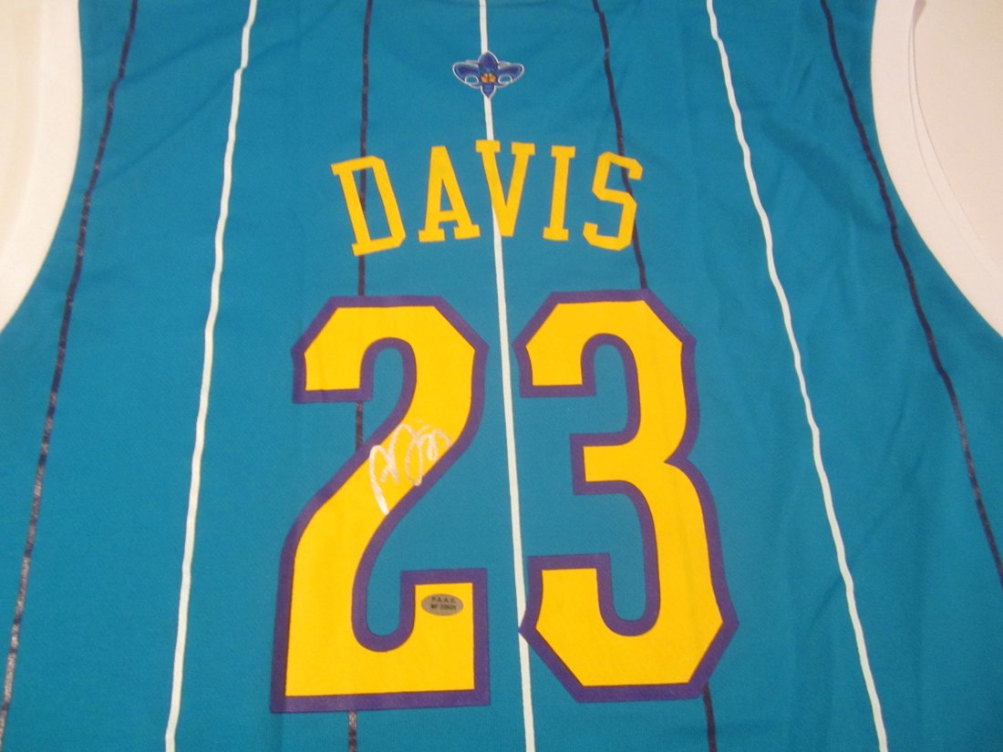 Anthony Davis signed jersey