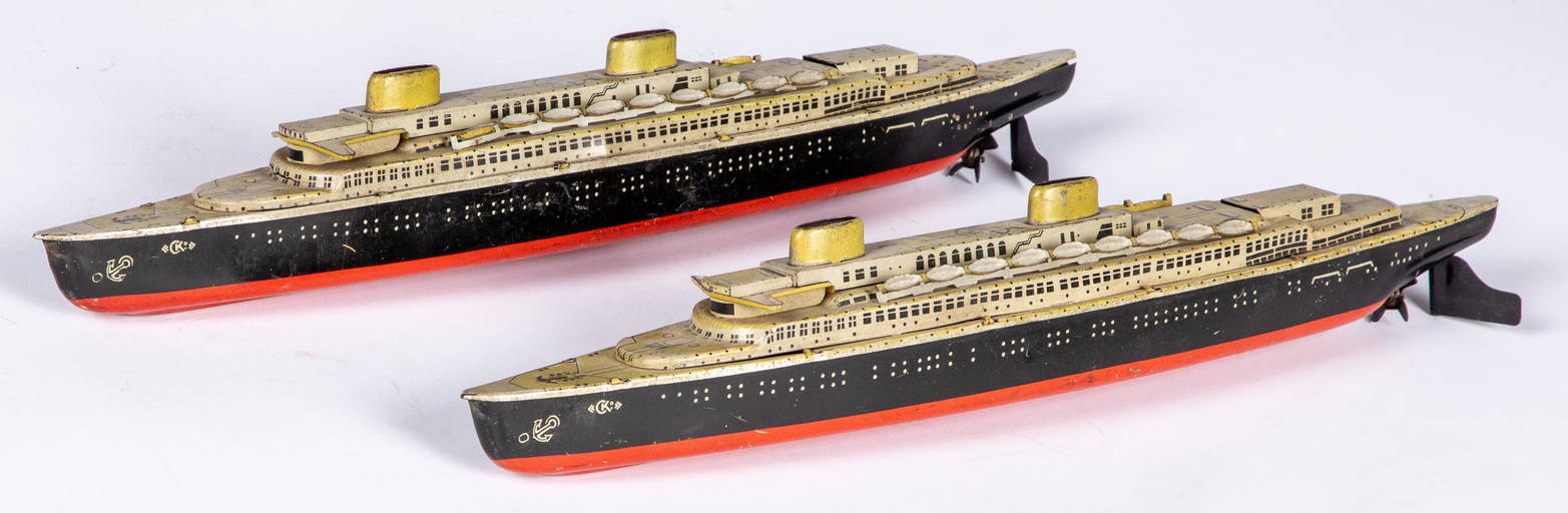 Two Kellerman Us Zone Germany Wind Up Ocean Liner