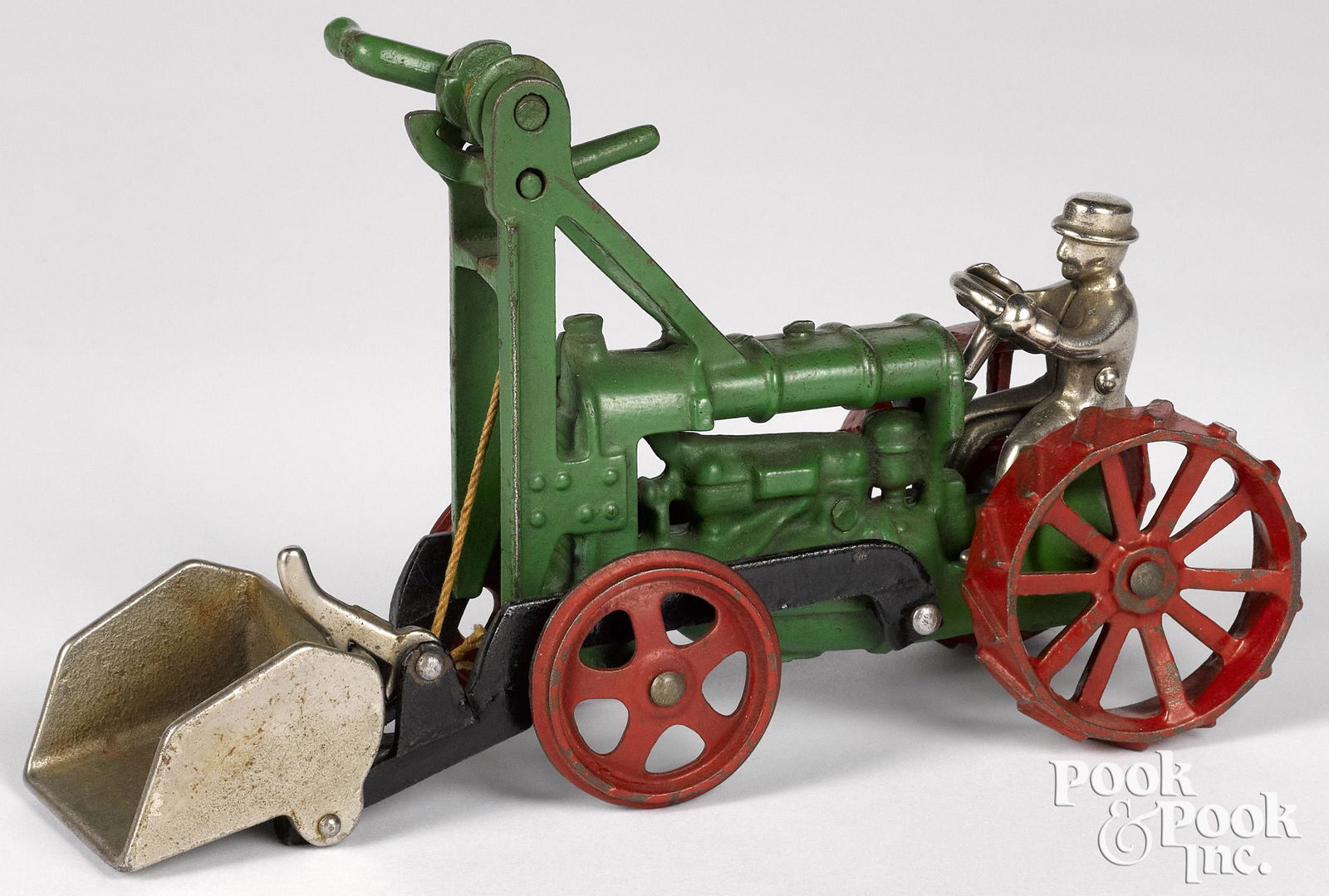 Hubley cast iron Fordson tractor - Dec 04, 2020 | Pook & Pook, Inc ...