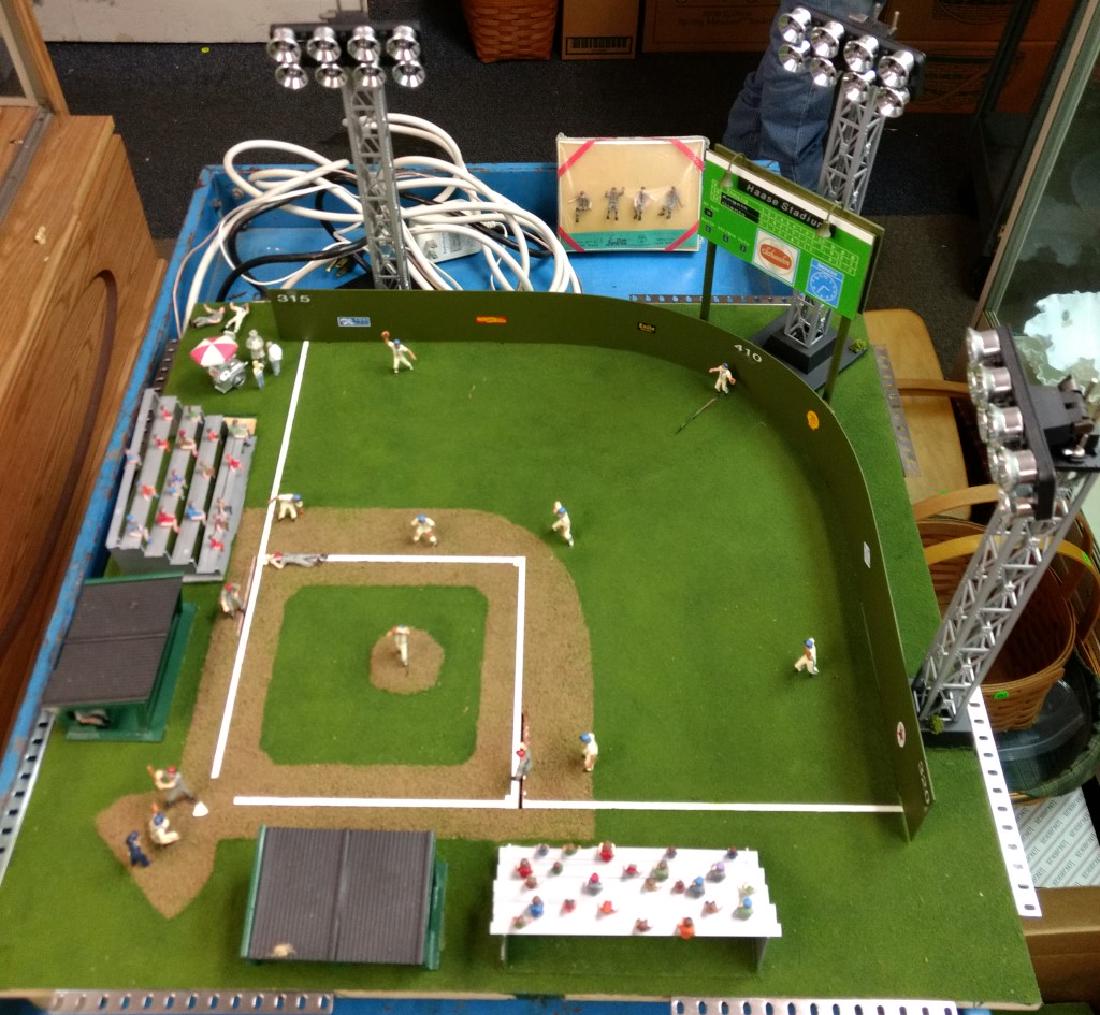O Gauge Baseball Field Display