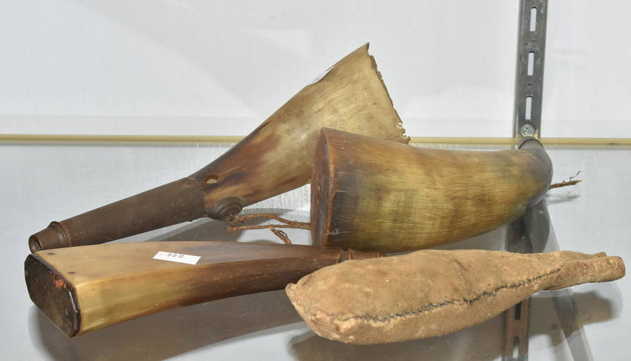 Three Early Powder Horns And Shot