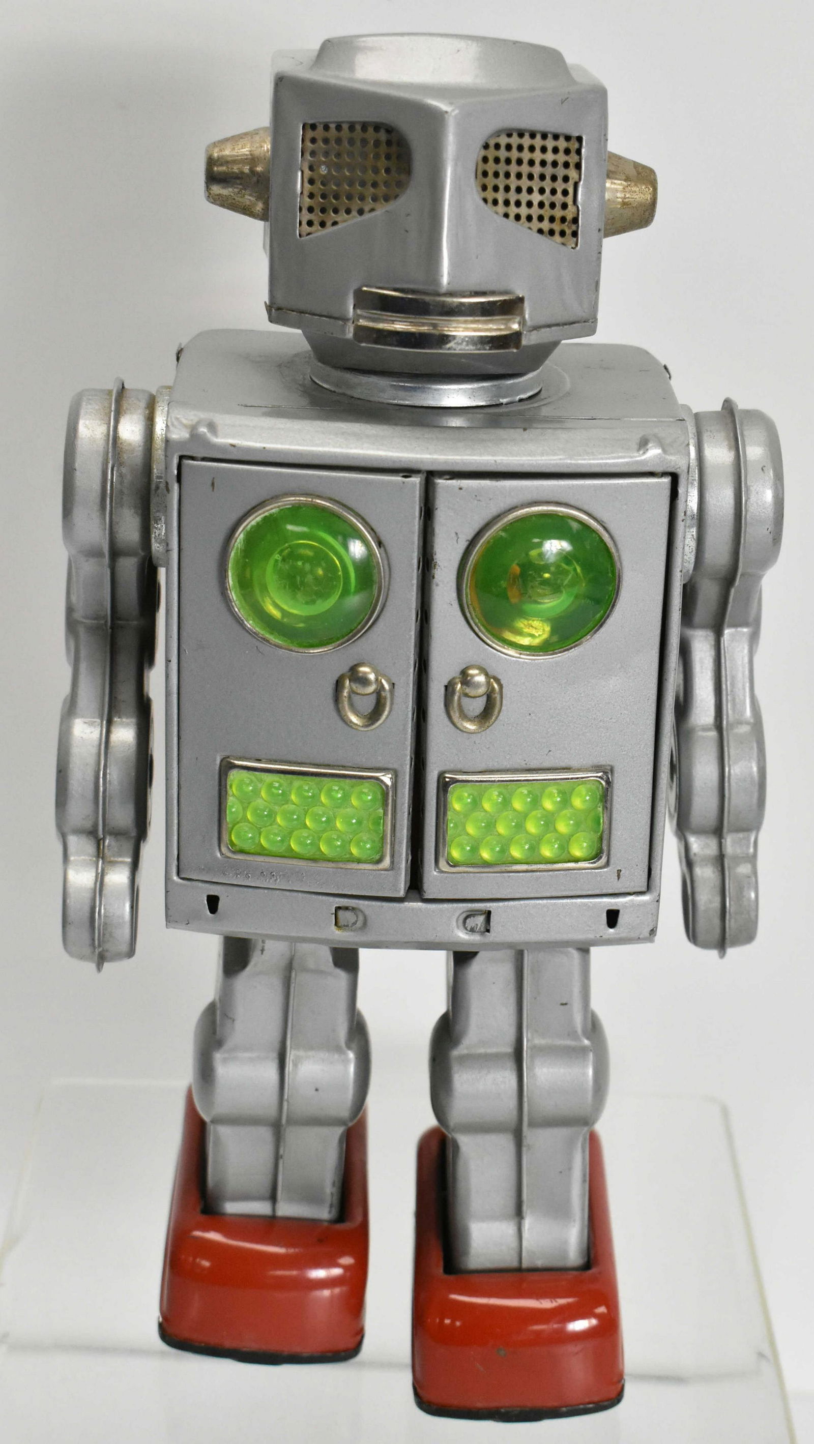 Silver Horikawa Attacking Martian Robot