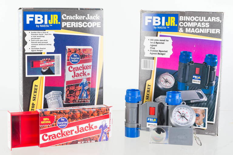 Cracker Jack Fbi Junior Periscope And Binoculars