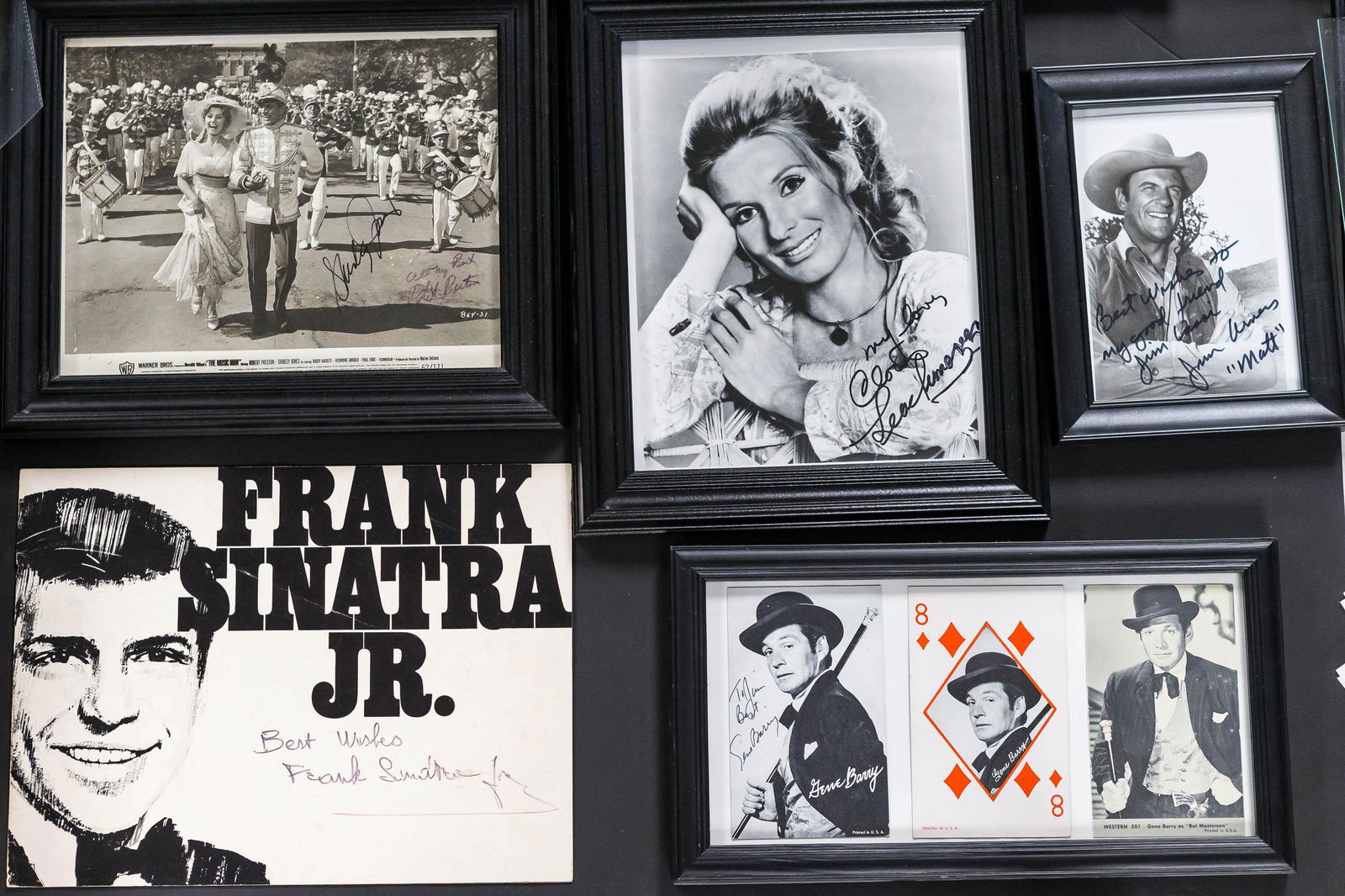 Autographed Photos And Print Of Actors & Actresses