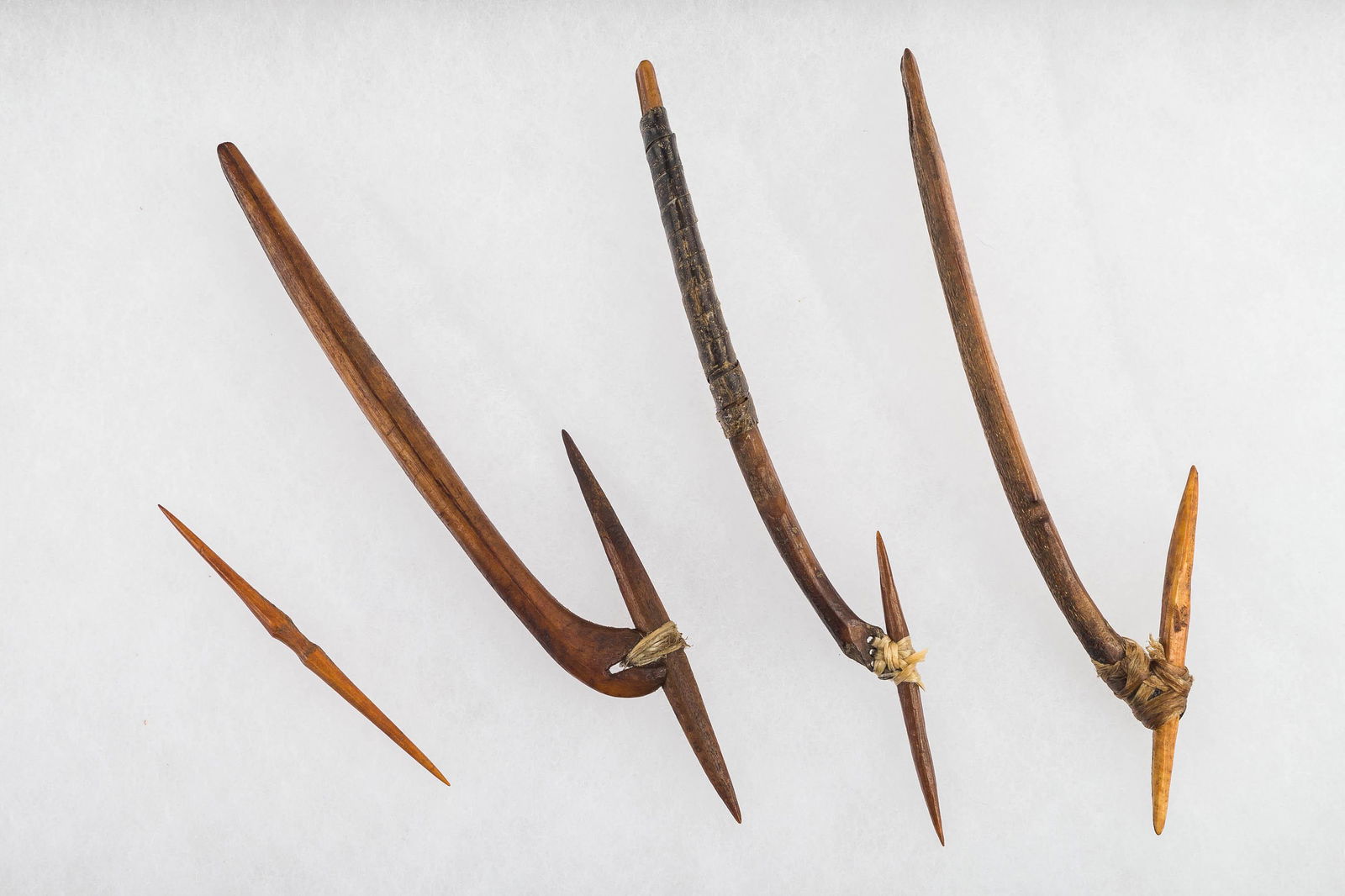 Inuit Fishing Hooks (4) - Oct 01, 2021 | Keystone Auction LLC in PA