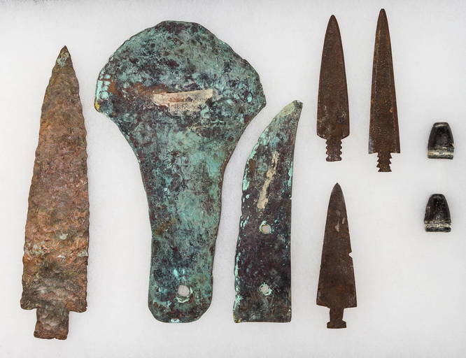 Native American Metal Trade Arrowheads/bullets