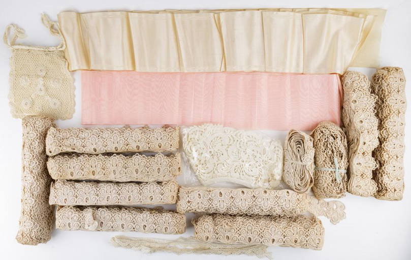 Vintage Lace Rolls