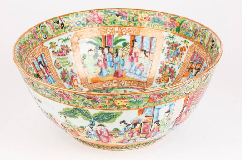 Antique Chinese Rose Medallion Bowl
