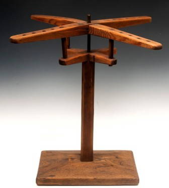 455: Candle Drying Rack - Oct 01, 2011 | Keystone Auction LLC in PA