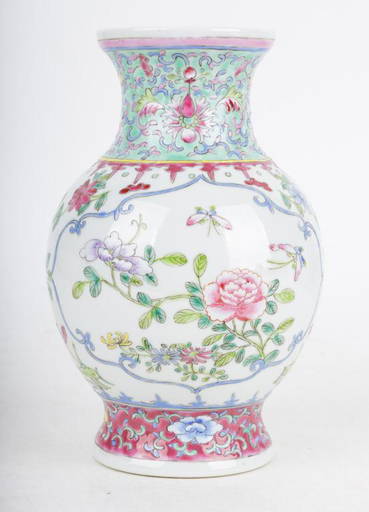 Chinese Porcelain Floral Vase (#0554) on Dec 09, 2022 | Keystone ...