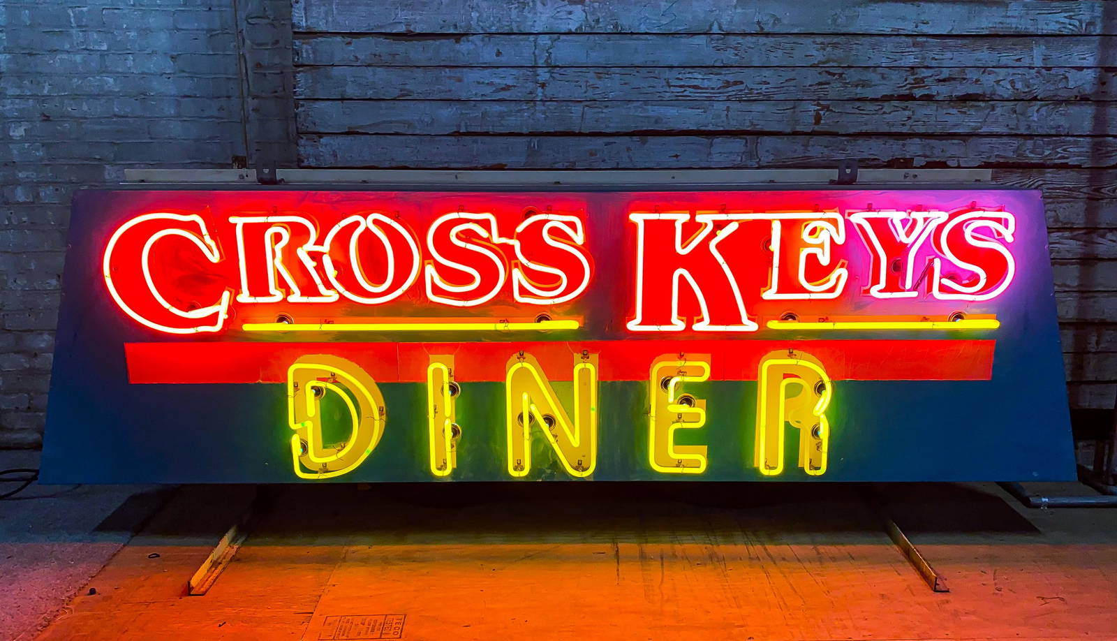 Lincoln Hwy Cross-keys Diner Neon Sign Auction