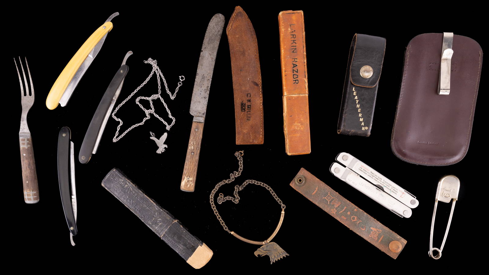 Wade, Simmons, Larkin, More Razors & Knives Auction