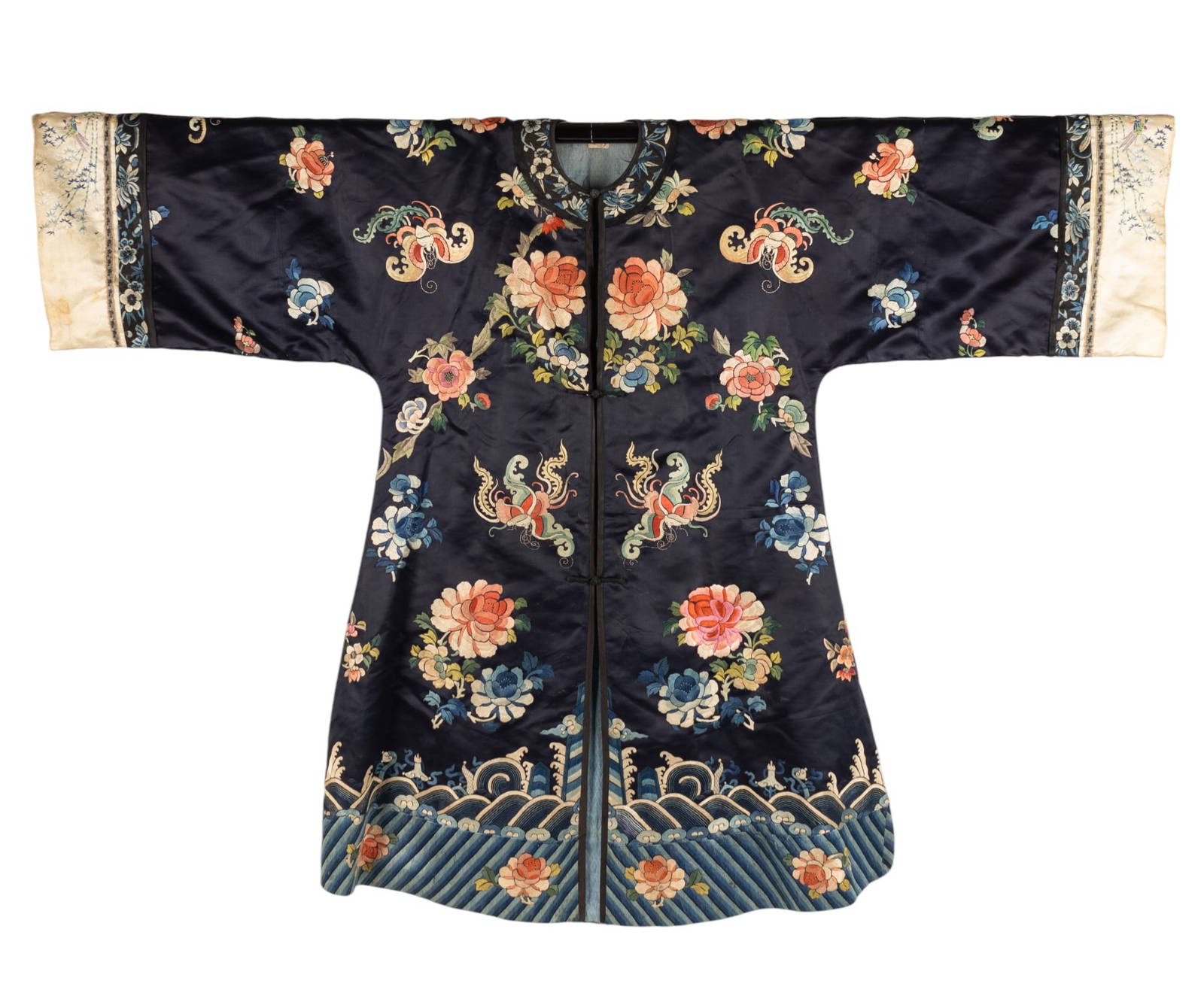 Chinese Qing Dynasty Floral Robe Auction
