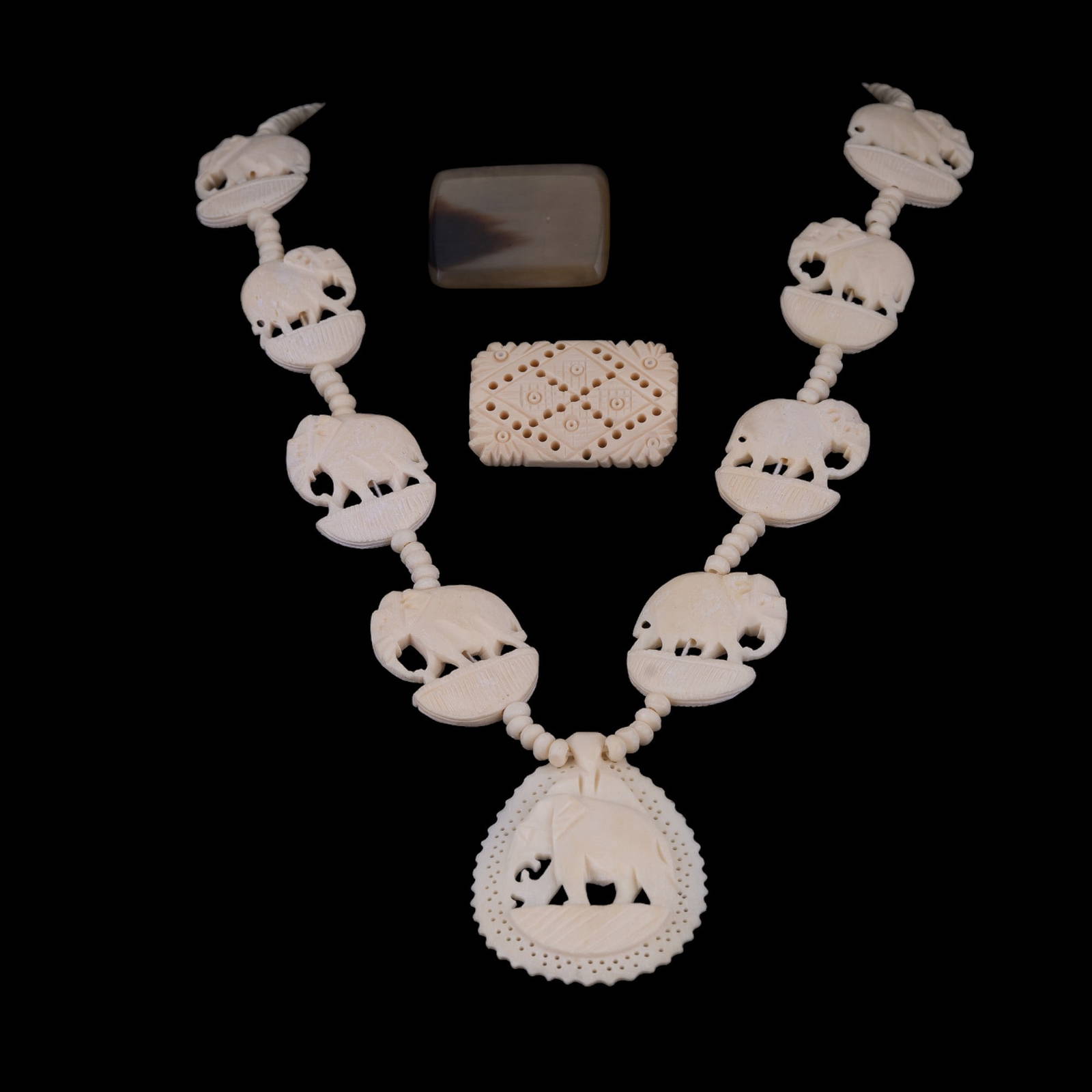 Carved Bone Elephant Necklace & Bone/horn Pendants Auction