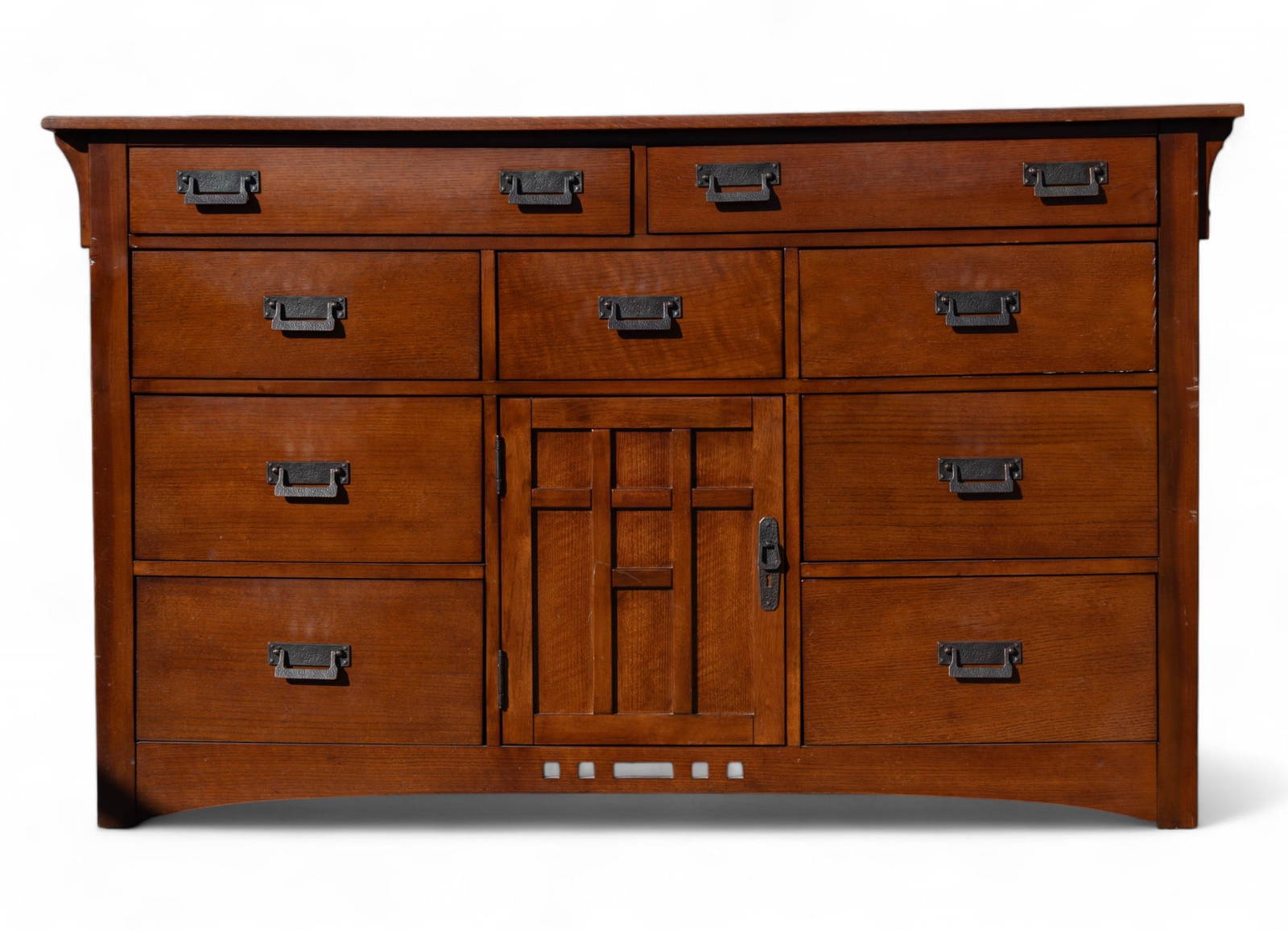 Mission-style Broyhill Chest Of Drawers Auction