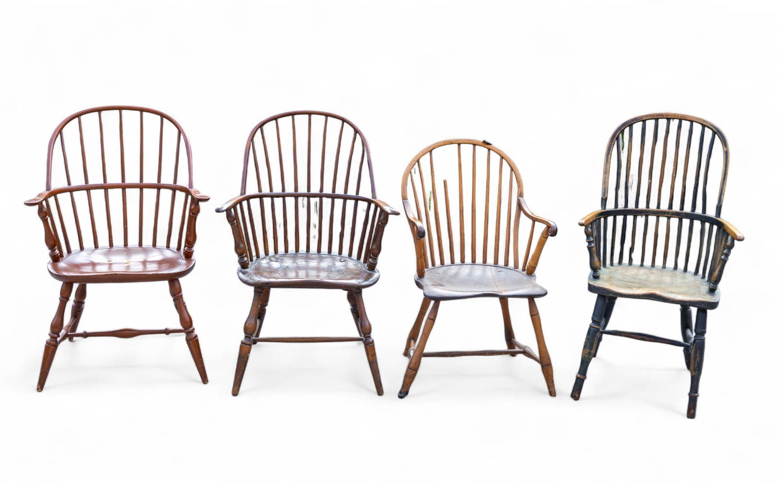4 Spindle Back Windsor Chairs, Various Ages - Jul 10, 2025 | Keystone ...