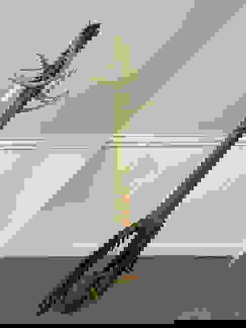 Barney Bellinger Root Base Adirondack Coat Tree Auction