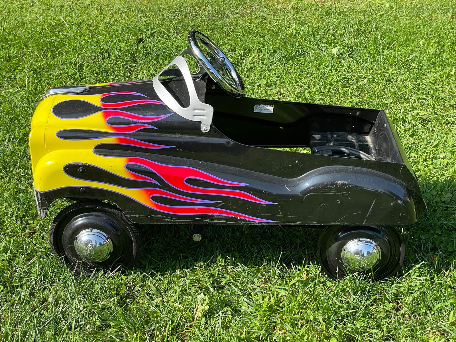 Street Rod Metal Peddle Car Auction