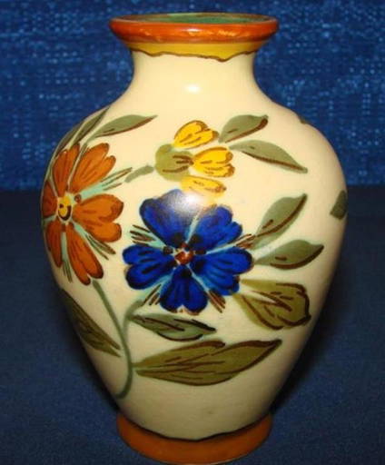 Signed Faroga Royal Zuid Gouda Art Pottery Vase