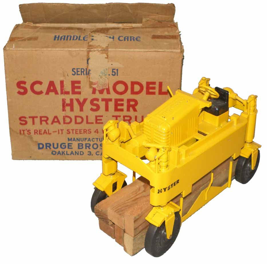 BOXED DRUGE SCALE MODEL HYSTER