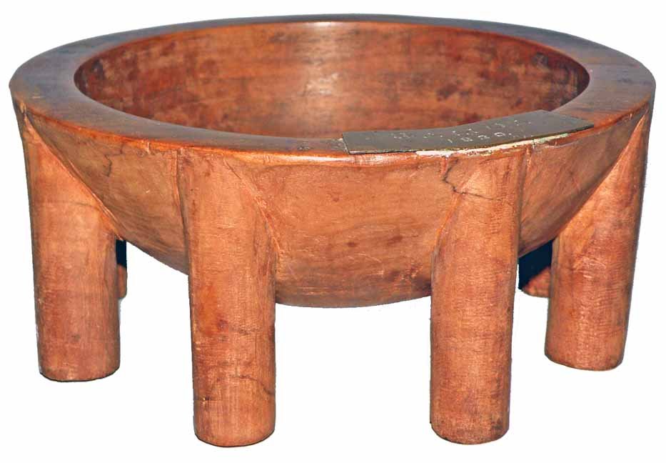 MINIATURE KAVA BOWL FROM SAMOA