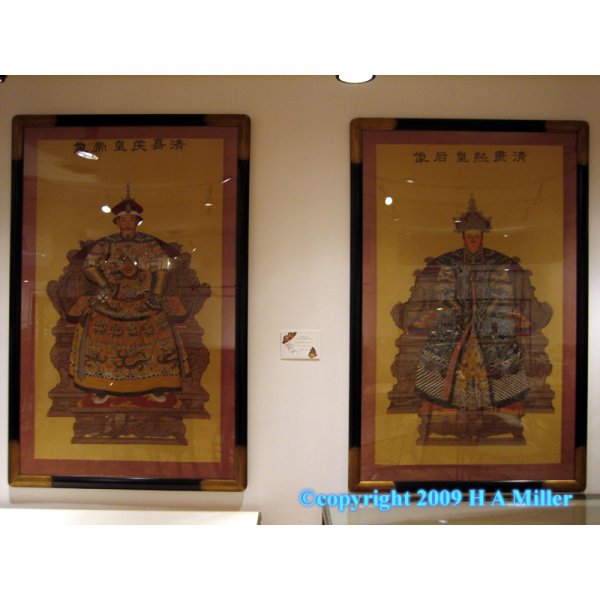 22: Chinese Ching Dynasty Pair Paintings on Silk King