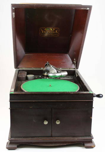 Victor Victrola Vvix A Tabletop Phonograph